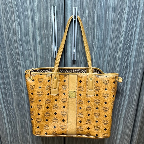MCM | Bags | Authentic Mcm Medium Reversible Liz Tote In Visetos With ...